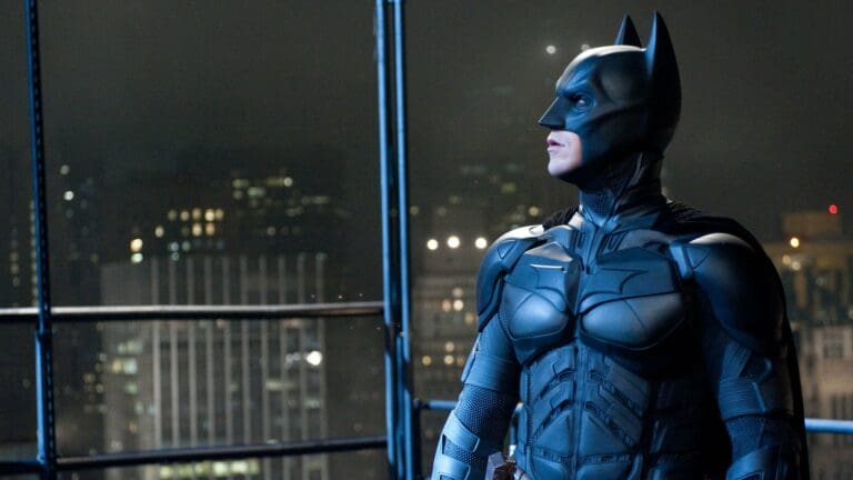Where Was The Dark Knight Filmed? (3 Epic Film Locations Revealed)