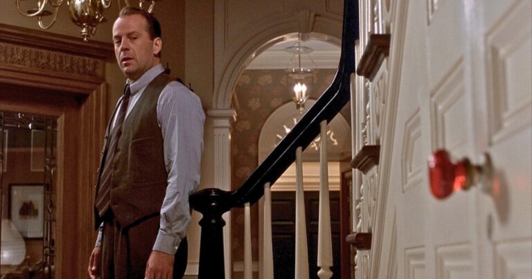 10 Foreshadowing Examples in Movies That Expose Hidden Clues